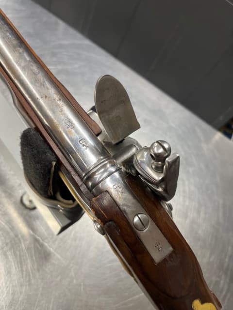 3rd Model (India Pattern) Brown Bess Musket- reproduction that does not ...